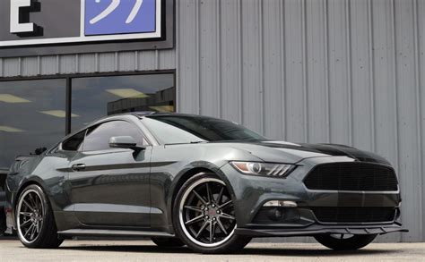 Ford Mustang S550 Grey Ferrada CM2 Wheel Front
