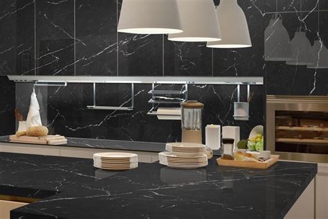 NEOLITH NERO MARQUINA MM Fanáticos por las Cocinas