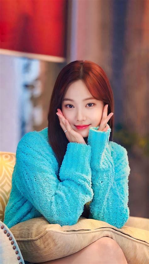 Pin Oleh Randomshitguy Di Yeonwoo Gadis Cantik Korea Gadis Cantik