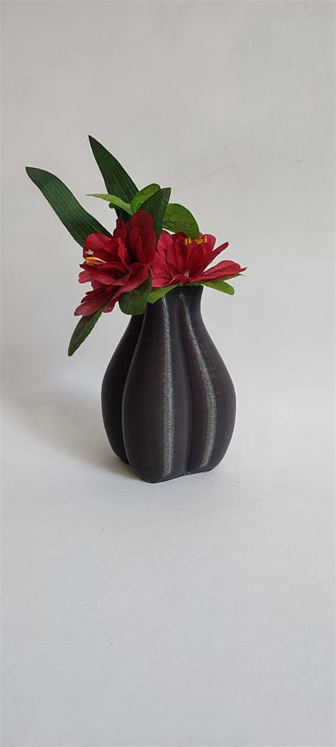 Cloverleaf Vase By Shack3d Print Download Free Stl Model