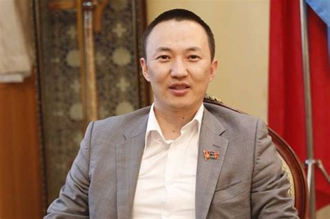 Ж Амарсанаа Вакцин хийлгэснээр В вирусийн гаралтай элэгний хатуурал