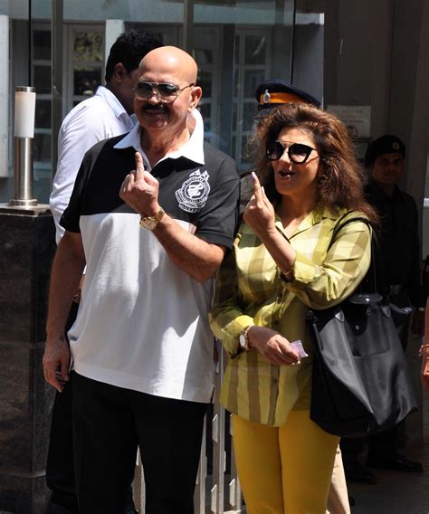 Bollywood Celebrities Cast Their Vote For Lok Sabha Election 2014