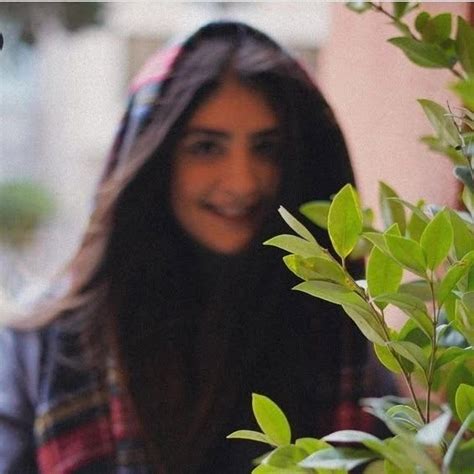 ‎مُژده الیاسی🧚🏻‍♀️‎ Mozhdeh1919 • Threads Say More