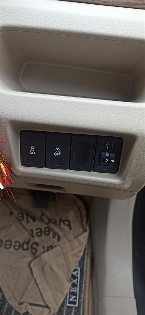 Whats The Function Of These 2 Buttons On The Left Rcarsindia