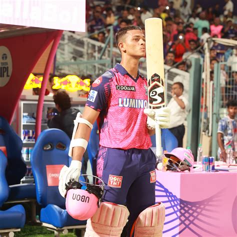 Fastest 50 In Ipl वेगवान अर्थशतक झळकावणारे 10 खेळाडू मुंबई