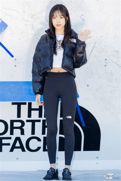 노스페이스 행사 손나은 레깅스 마이너갤 윤아저장소 KGIRLS NET