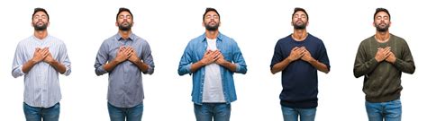 흰색 절연된 Backgroud 닫힌된 눈과 가슴에 손과 얼굴에 감사 제스처와 함께 웃 고에 보이는 캐주얼을 입고 젊은 남자 콜라주 건강 개념입니다 감사에 대한 스톡 사진 및