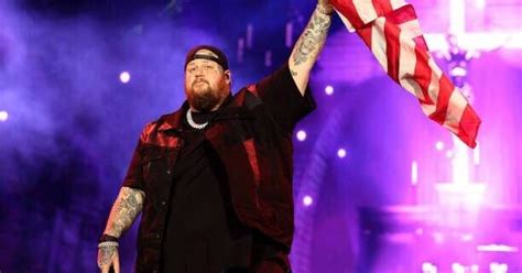 Jelly Roll Says Cannabis Keeps Him Sober From Harder Drugs