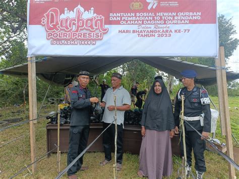 Batalyon B Pelopor Sat Brimob Polda Sultra Kurban Ekor Sapi Dan Bagi Ton Rendang Rubrik