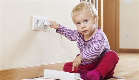 Prevención Accidentes Eléctricos 1 Hogar