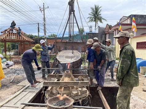 Bình Thuận Lễ Rót đồng đúc Đại Hồng Chung Chùa Kỳ Viên Phật Sự Online