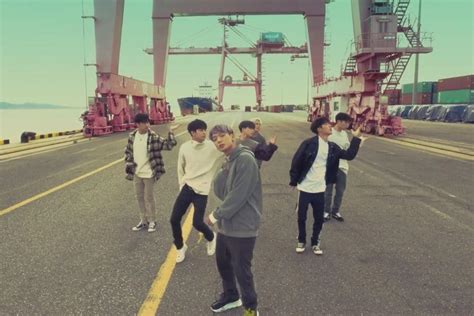 Watch Ikon Shows Off Their Moves In New Goodbye Road” Performance