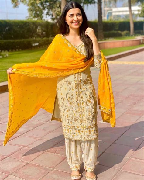 Nimrat Khaira On Instagram “😍😍 Nimratkhairaofficial Latest Update