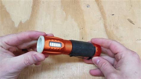 Klein Tools Flashlight With Worklight 56028 Review Youtube