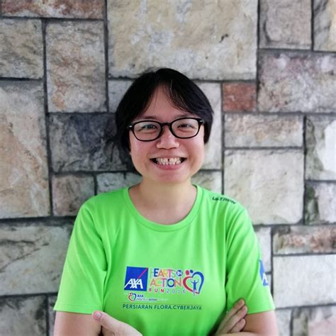 About Yong Yee Chong Medium