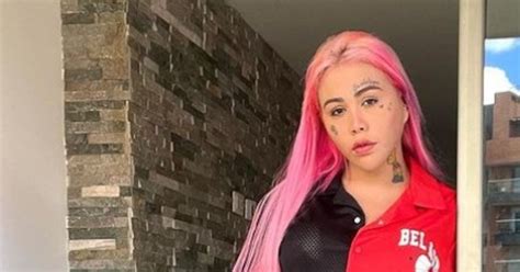 Yina Calderón Dejó Ver Su Nuevo Tatuaje Una “chica Superpoderosa