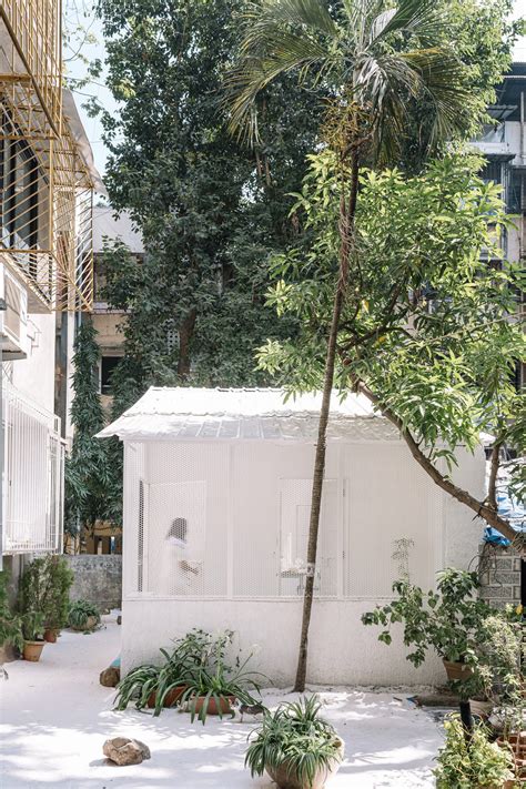 The Act Of Quad Converts Mumbai Shed Into The Light Box Studio