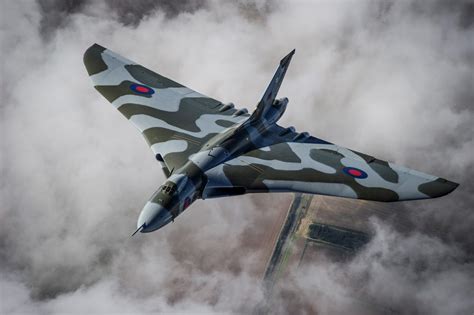 Avro Vulcan Specs Facts And Service History