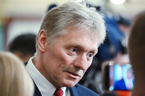 Песков ответил на заявления США об остановке военной помощи Украине