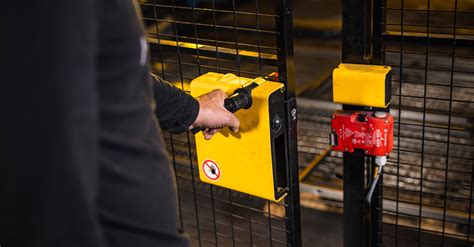 Kontrollera Tillträde Till Farliga Områden