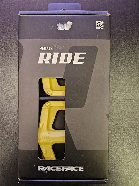 RaceFace Ride Platform Pedals Yellow 9/16" NEW For Sale