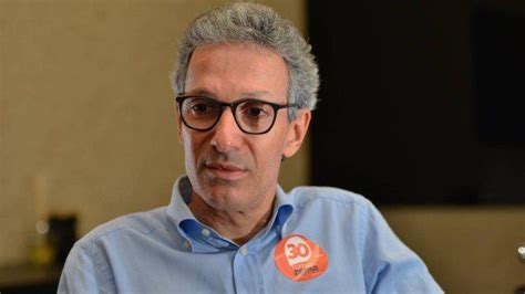 Romeu Zema do partido NOVO é eleito governador de Minas Gerais