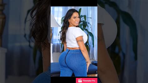 Der Geile Arsch Von Julianna Vega Macht Alle Verrückt Telegraph
