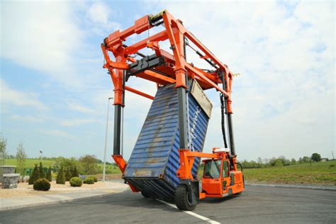 container flipping pcc logistics