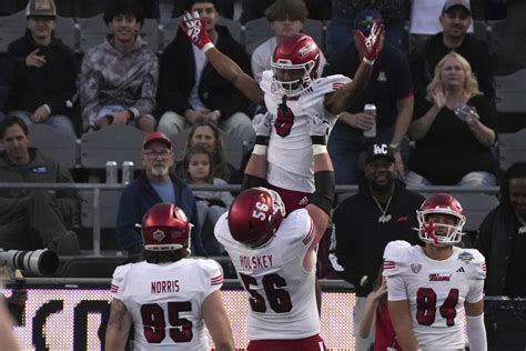 Davis Brunson Run For 2 Tds Each Miami Ohio Beats Colorado State 43 17 At Arizona Bowl