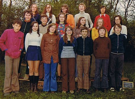 Photo de classe College louis pergaud de 1973 Collège Louis Pergaud