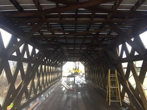 Cedar Covered Bridge Over Cedar Creek Herberger Bridge Construction