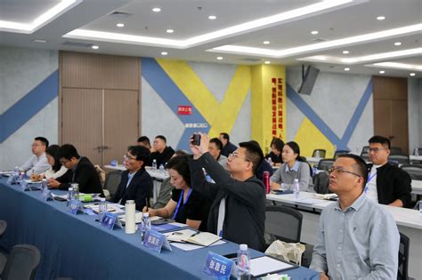 民航学院赴中国民航大学参加航空专业人才实践能力培养模式研讨会 西安航空学院