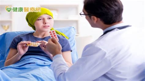 抗癌用標靶藥物肌膚癢如螞蟻咬透過中醫輔助治療癌症舒緩用藥不適 鏡週刊 Mirror Media