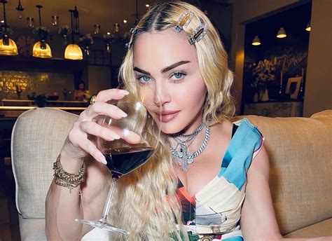 Madonna Vai Homenagear Cazuza Betinho E Renato Russo Em Show No Rio De