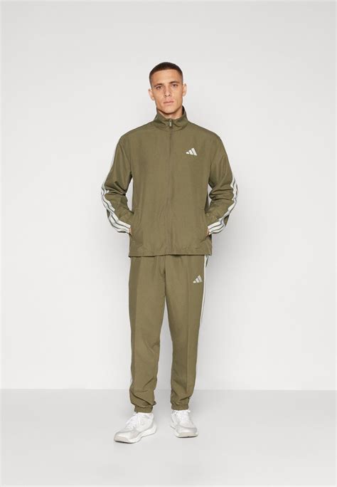 Adidas Sportswear Basic 3 Stripes Set Tuta Olive Strata Oliva Zalando It