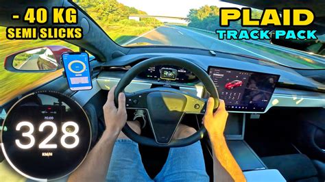 Tesla S Plaid Hits 204 Mph On The Autobahn Does 62 124 Mph In Under