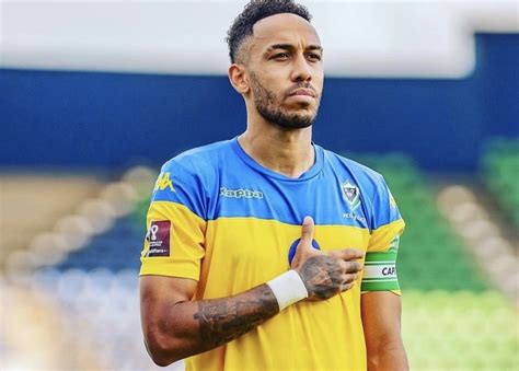 Football Pierre Emerick Aubameyang Acte Son Retour En Sélection