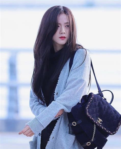 Kim Ji Soo Wiki •ᎥᎠᎾᏞ ᏣᎥᎢᎽ• Amino