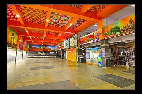 The New Delhi Railway Station Finally Got A Much Needed Makeover Twitter Is All Abuzz