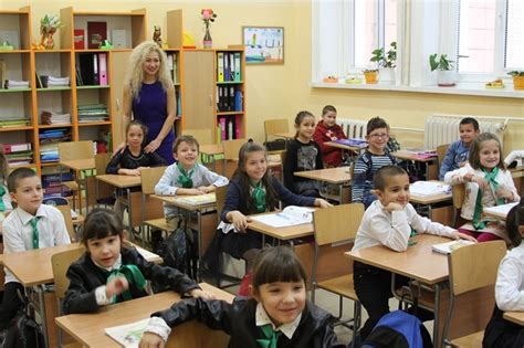 Училище „Христо Ботев“ във Враца обявява прием на първокласници
