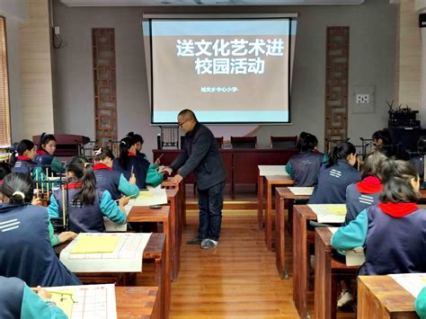 英吉沙县开展“中华优秀传统文化进校园”活动