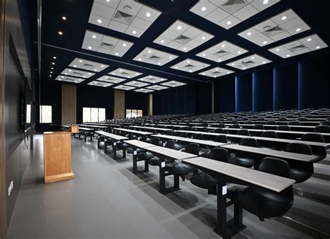 MIT WPU Academic Facilities State Of The Art Classrooms Well Equipped