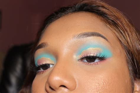 Cloud Eye Makeup Everything To Know About The Instagram Trend Allure