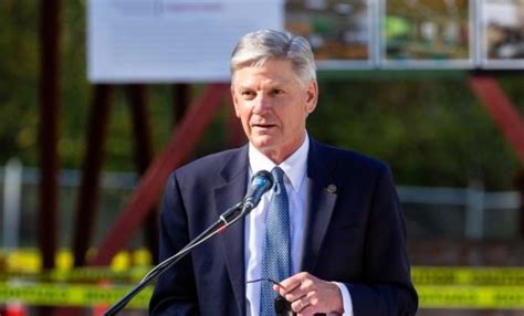 Saint Martins President Heynderickx To Retire At The End Of 2021 22