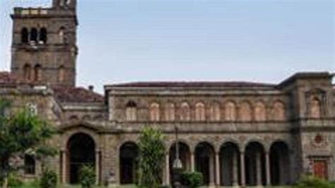 Abvp Hold Protests At Pune Varsity Exam Dept Hindustan Times