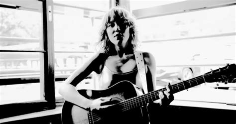 Molly Tuttle Shares ‘olympia Wa Rancid Cover
