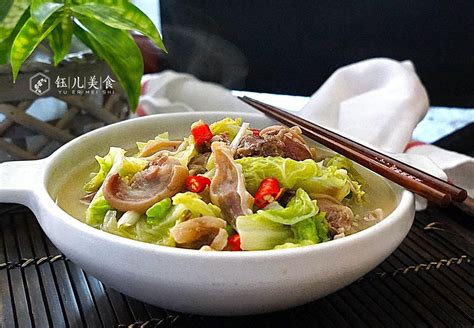 入秋后，我家爱吃这菜，2块1斤，维c含量比苹果高，炖一炖超美味东方养生频道东方养生