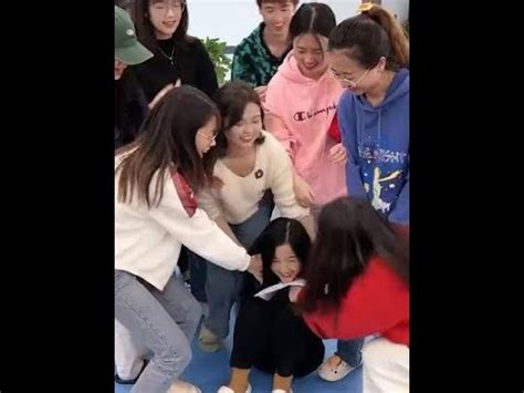 开盲盒挑战哈哈这样的公司你想来吗 办公室搞笑 惩罚你做主 YouTube