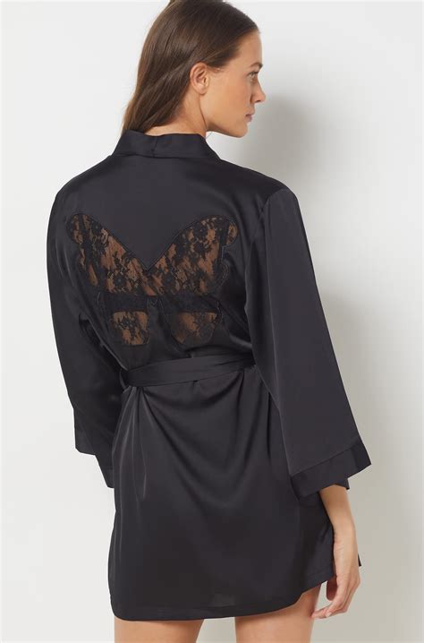 Bata Tipo Kimono Con Mariposa De Encaje Butterfly Noir Etam