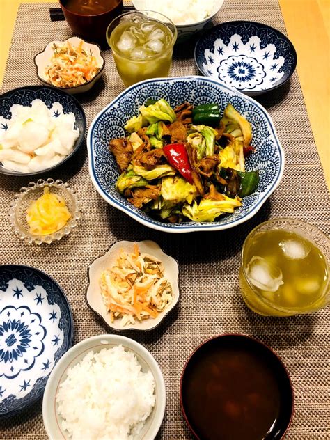 晩ご飯は春キャベツの回鍋肉 超簡単！ 困った時のお助け料理